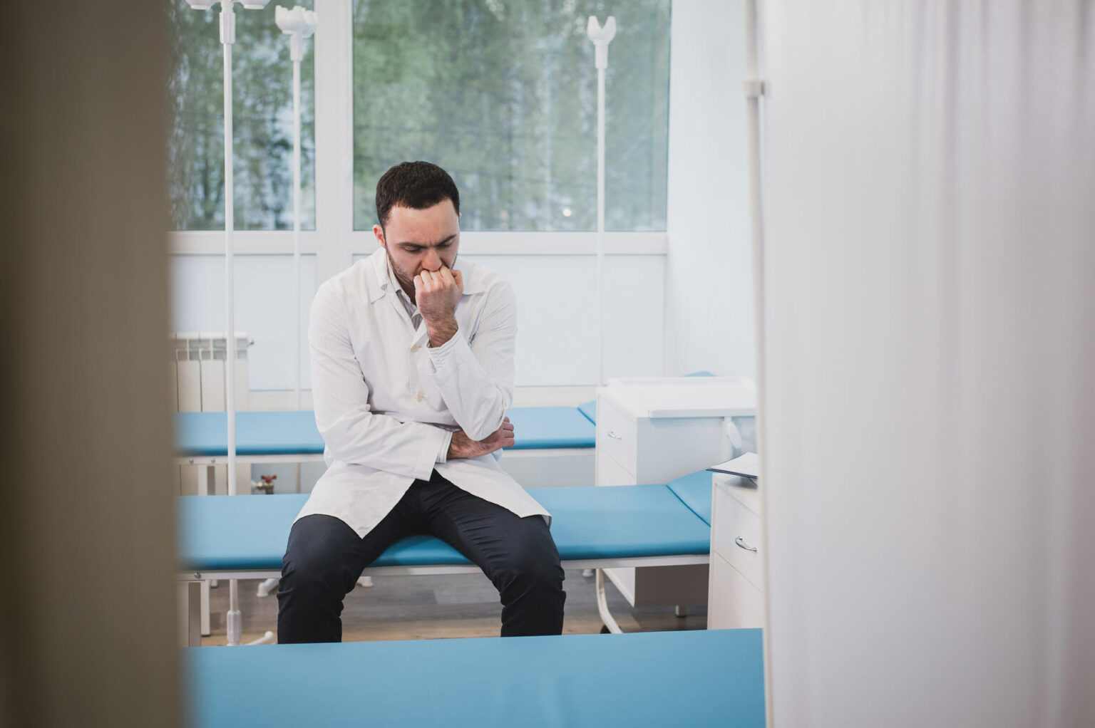 The Ugly Truth: Coping With Death as a Physician - BoardVitals Blog